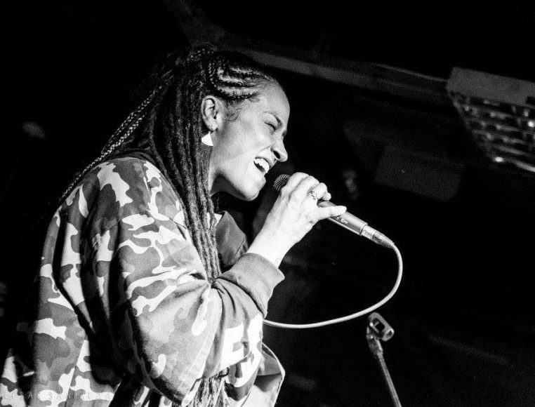 De Culto: Alika vuelve a Chile y compartirá escenario con Boomer ...