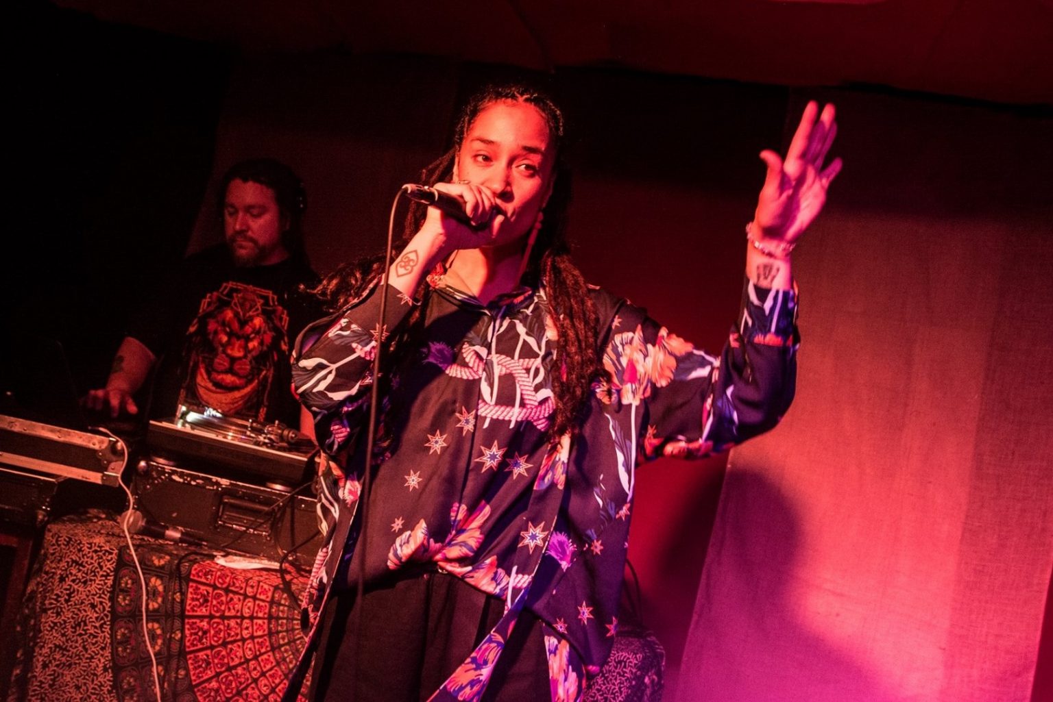 Alika apareció en el listado Billboard de los 50 raperos más esenciales ...